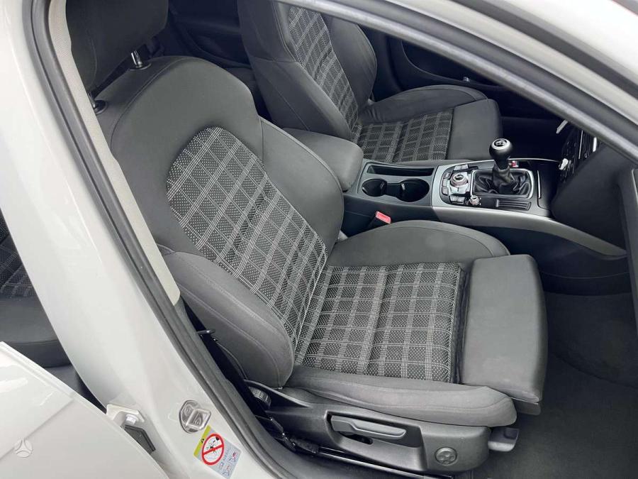 White Audi A4 2013 in Kaunas, with an engine capacity of 2.00 L and mileage of 277 thousand km for 5999 €, photo 8 on AUTOMOTO.COM.LV