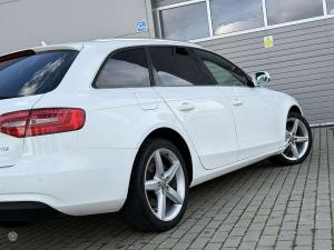 White Audi A4 2013 in Klaipeda, with an engine capacity of 1.97 L and mileage of 269 thousand km for 8650 €, photo 8 on AUTOMOTO.COM.LV