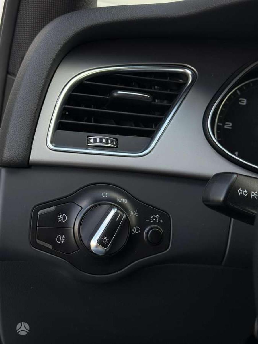 White Audi A4 2013 in Klaipeda, with an engine capacity of 1.97 L and mileage of 269 thousand km for 8650 €, photo 20 on AUTOMOTO.COM.LV