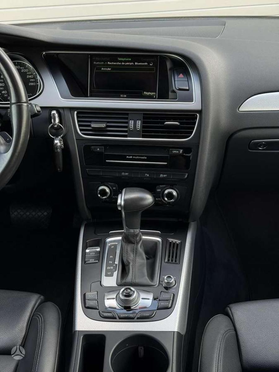 White Audi A4 2013 in Klaipeda, with an engine capacity of 1.97 L and mileage of 269 thousand km for 8650 €, photo 24 on AUTOMOTO.COM.LV