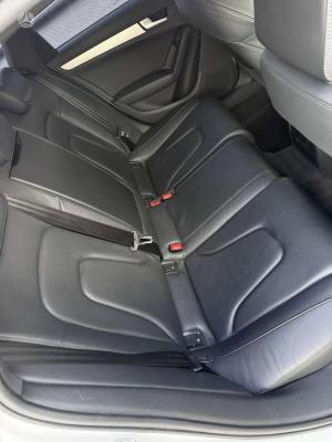 White Audi A4 2013 in Klaipeda, with an engine capacity of 1.97 L and mileage of 269 thousand km for 8650 €, photo 29 on AUTOMOTO.COM.LV