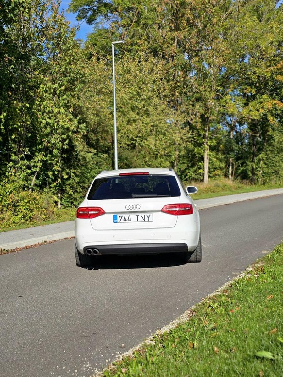 Balts Audi A4 2013 Tallina, ar dzinēja tilpumu 2.00 L un nobraukumu 300 tūkst. km par 9450 €, foto 18 vietnē AUTOMOTO.COM.LV