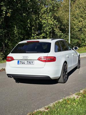 Balts Audi A4 2013 Tallina, ar dzinēja tilpumu 2.00 L un nobraukumu 300 tūkst. km par 9450 €, foto 19 vietnē AUTOMOTO.COM.LV