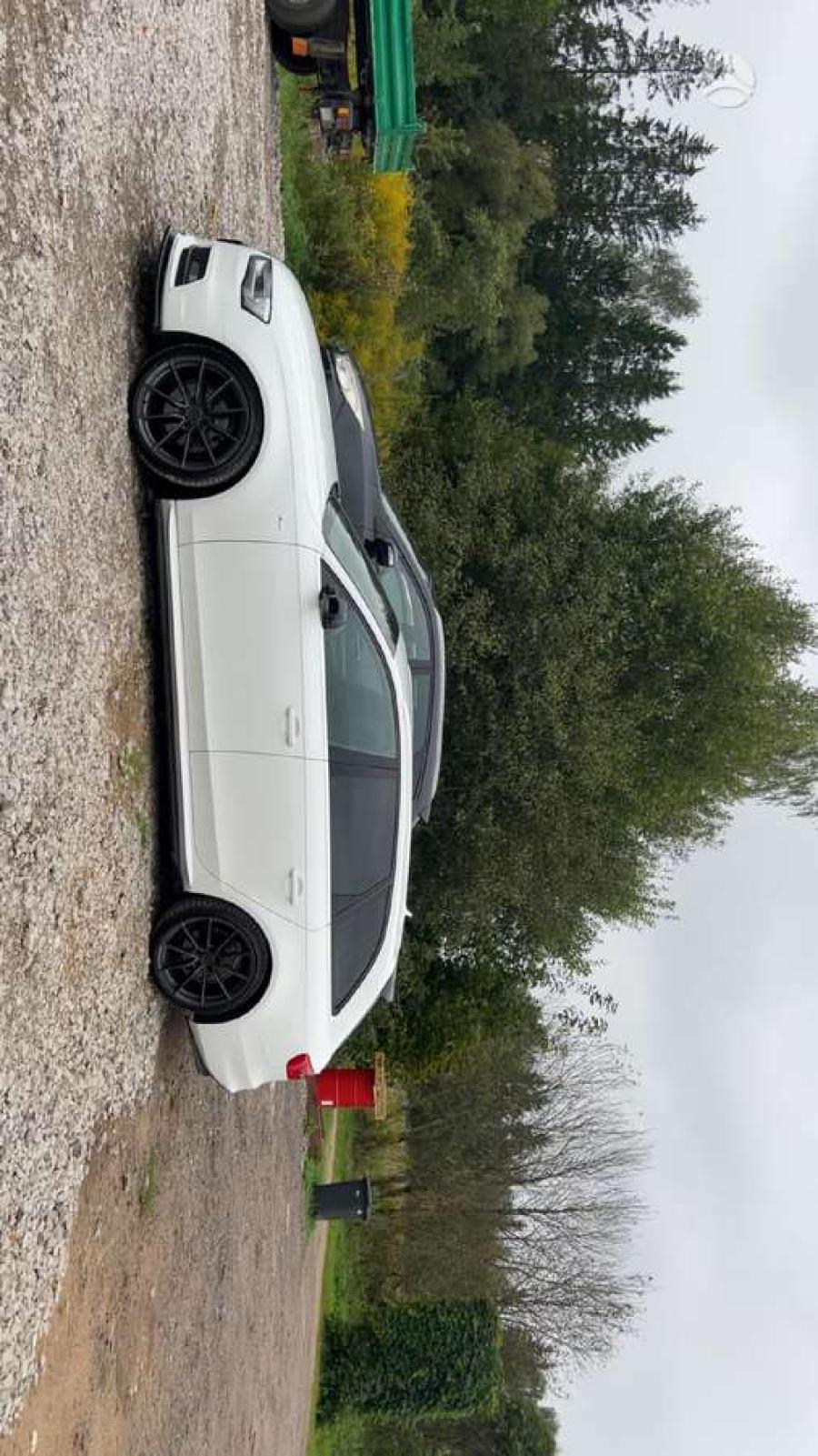 White Audi A4 2014 in Vilnius, with an engine capacity of 1.97 L and mileage of 270 thousand km for 9700 €, photo 20 on AUTOMOTO.COM.LV