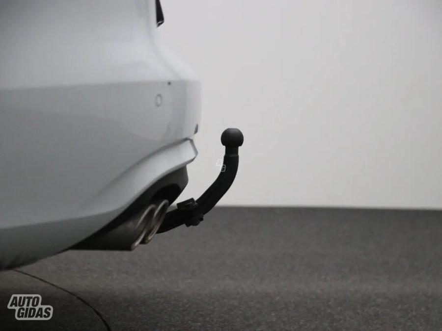 White Audi A4 2014 in Vilnius, with an engine capacity of 2.00 L and mileage of 167 thousand km for 9999 €, photo 30 on AUTOMOTO.COM.LV