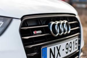 Balts Audi A4 2014 Rīga, ar dzinēja tilpumu 2.00 L un nobraukumu 305 tūkst. km par 10495 €, foto 13 vietnē AUTOMOTO.COM.LV