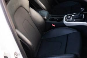 Balts Audi A4 2014 Rīga, ar dzinēja tilpumu 2.00 L un nobraukumu 305 tūkst. km par 10495 €, foto 26 vietnē AUTOMOTO.COM.LV