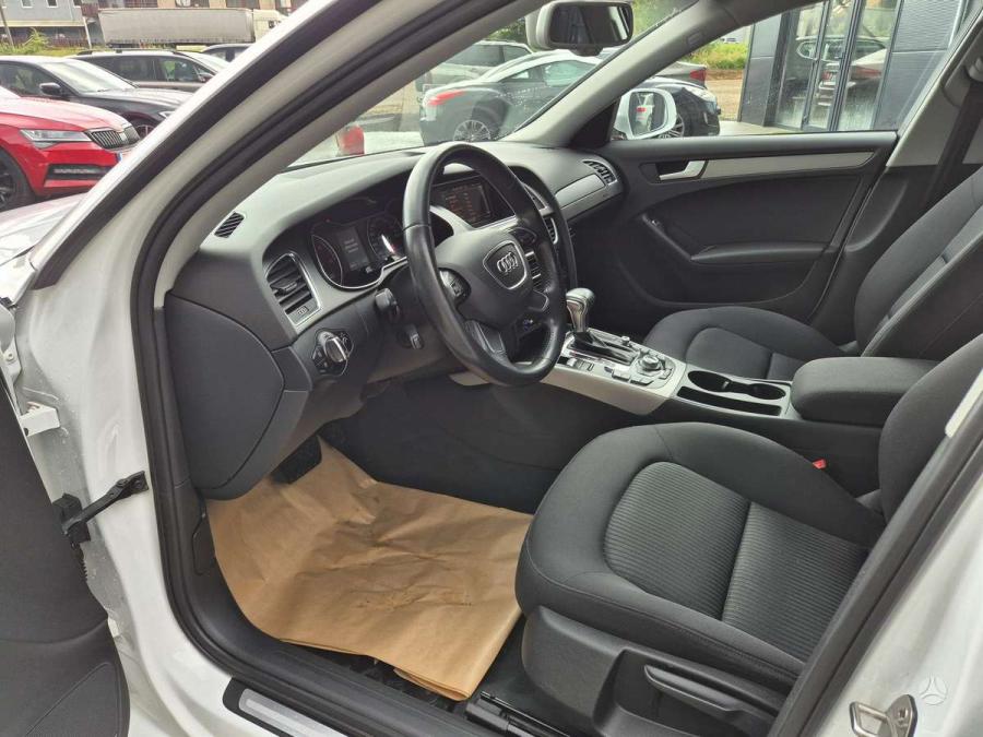 Balts Audi A4 2014 Utena, ar dzinēja tilpumu 2.97 L un nobraukumu 300 tūkst. km par 6490 €, foto 18 vietnē AUTOMOTO.COM.LV