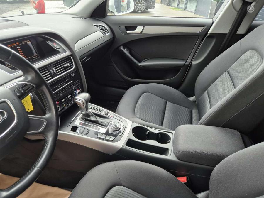 Balts Audi A4 2014 Utena, ar dzinēja tilpumu 2.97 L un nobraukumu 300 tūkst. km par 6490 €, foto 24 vietnē AUTOMOTO.COM.LV