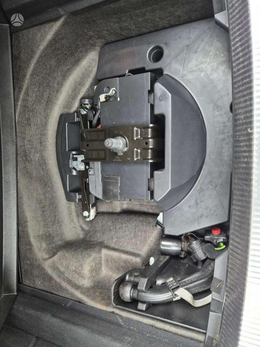 Balts Audi A4 2014 Utena, ar dzinēja tilpumu 2.97 L un nobraukumu 300 tūkst. km par 6490 €, foto 48 vietnē AUTOMOTO.COM.LV