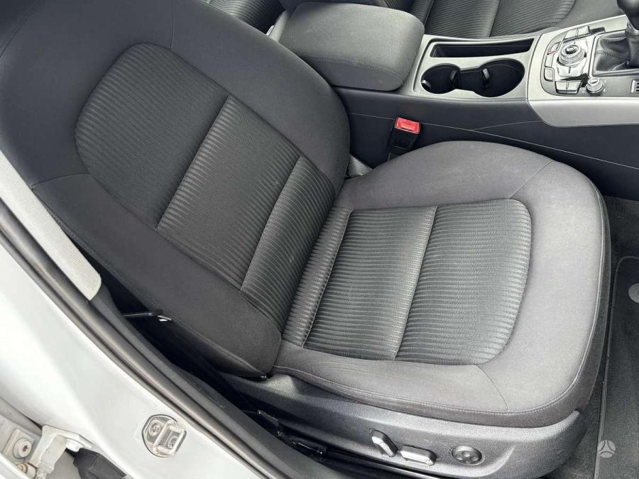 Balts Audi A4 2014 Utena, ar dzinēja tilpumu 2.00 L un nobraukumu 433 tūkst. km par 5950 €, foto 18 vietnē AUTOMOTO.COM.LV