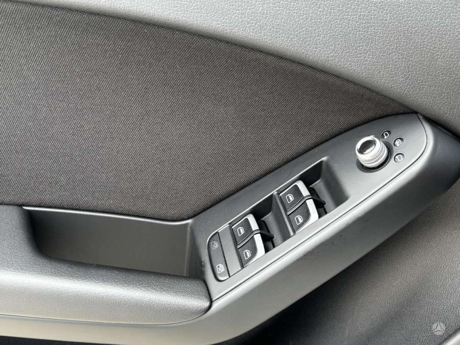 Balts Audi A4 2014 Utena, ar dzinēja tilpumu 2.00 L un nobraukumu 433 tūkst. km par 5950 €, foto 26 vietnē AUTOMOTO.COM.LV