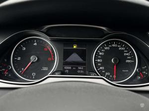Balts Audi A4 2014 Utena, ar dzinēja tilpumu 2.00 L un nobraukumu 433 tūkst. km par 5950 €, foto 28 vietnē AUTOMOTO.COM.LV