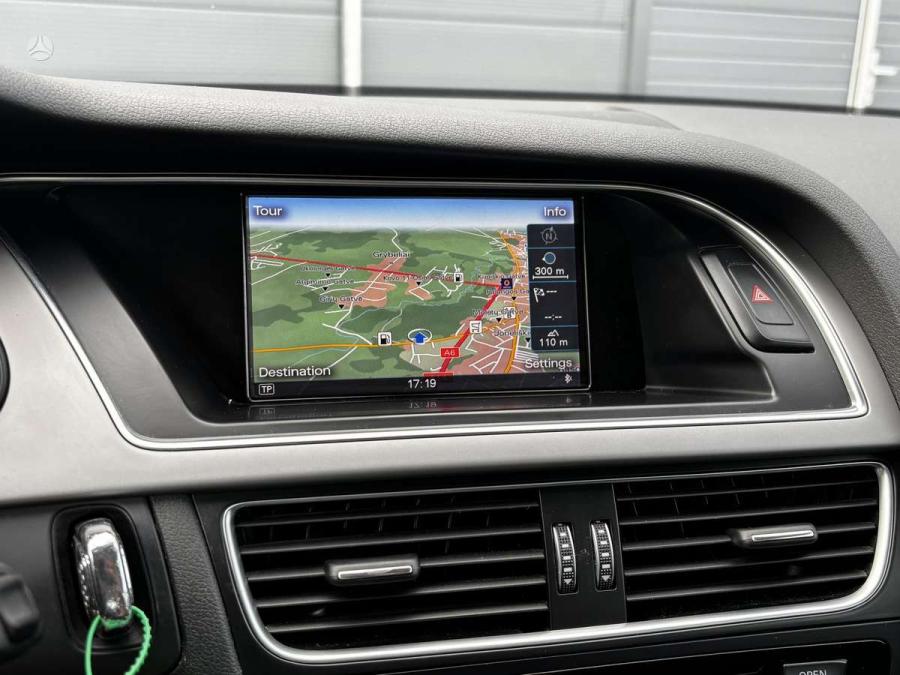 Balts Audi A4 2014 Utena, ar dzinēja tilpumu 2.00 L un nobraukumu 433 tūkst. km par 5950 €, foto 30 vietnē AUTOMOTO.COM.LV