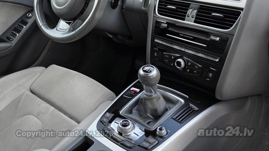 White Audi A4 2014 in Talsi, with an engine capacity of 2.00 L and mileage of 280 thousand km for 10950 €, photo 16 on AUTOMOTO.COM.LV