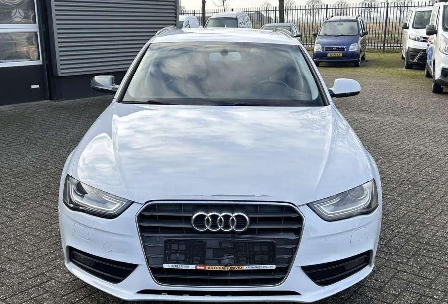 White Audi A4 2015 in Prienai, with an engine capacity of 1.97 L and mileage of 254 thousand km for 6100 €, photo 29 on AUTOMOTO.COM.LV