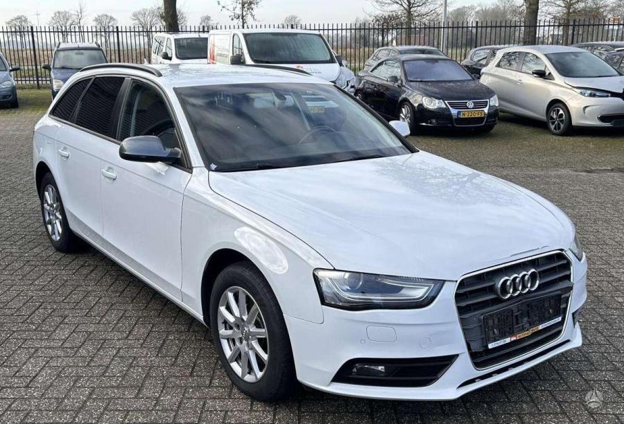 White Audi A4 2015 in Prienai, with an engine capacity of 1.97 L and mileage of 254 thousand km for 6100 €, photo 30 on AUTOMOTO.COM.LV