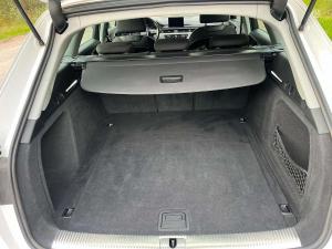 White Audi A4 2016 in Kaunas, with an engine capacity of 2.00 L and mileage of 263 thousand km for 9200 €, photo 15 on AUTOMOTO.COM.LV