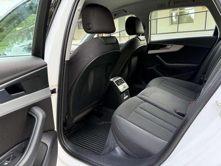 White Audi A4 2016 in Prienai, with an engine capacity of 2.00 L and mileage of 253 thousand km for 12850 €, photo 33 on AUTOMOTO.COM.LV