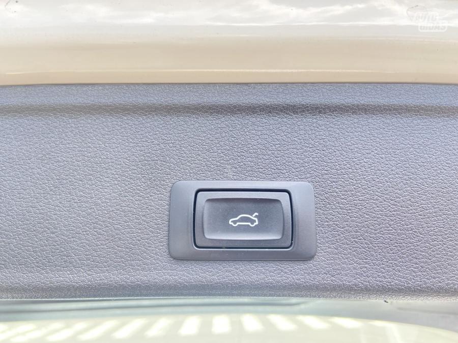 White Audi A4 2016 in Vilnius, with an engine capacity of 2.00 L and mileage of 156 thousand km for 12299 €, photo 19 on AUTOMOTO.COM.LV