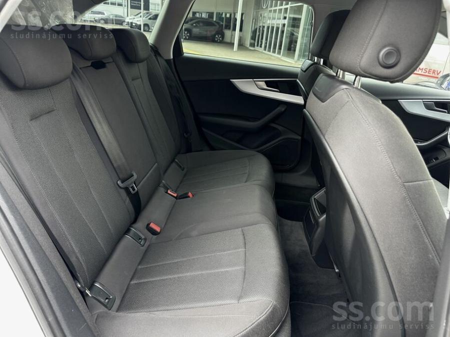 Balts Audi A4 2016 Liepāja, ar dzinēja tilpumu 2.00 L un nobraukumu 186 tūkst. km par 14200 €, foto 17 vietnē AUTOMOTO.COM.LV