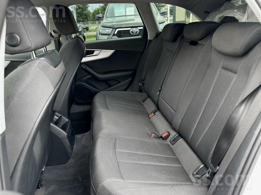 Balts Audi A4 2016 Liepāja, ar dzinēja tilpumu 2.00 L un nobraukumu 186 tūkst. km par 14200 €, foto 19 vietnē AUTOMOTO.COM.LV