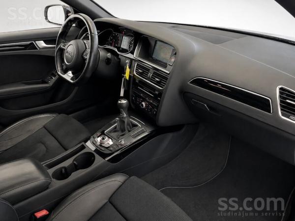 White Audi A4 2016 in Riga, with an engine capacity of 1.80 L and mileage of 208 thousand km for 11990 €, photo 9 on AUTOMOTO.COM.LV