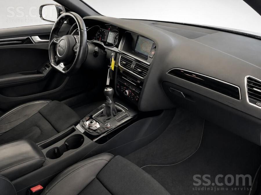 White Audi A4 2016 in Riga, with an engine capacity of 1.80 L and mileage of 208 thousand km for 11990 €, photo 9 on AUTOMOTO.COM.LV