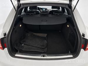 White Audi A4 2016 in Riga, with an engine capacity of 1.80 L and mileage of 208 thousand km for 11990 €, photo 15 on AUTOMOTO.COM.LV