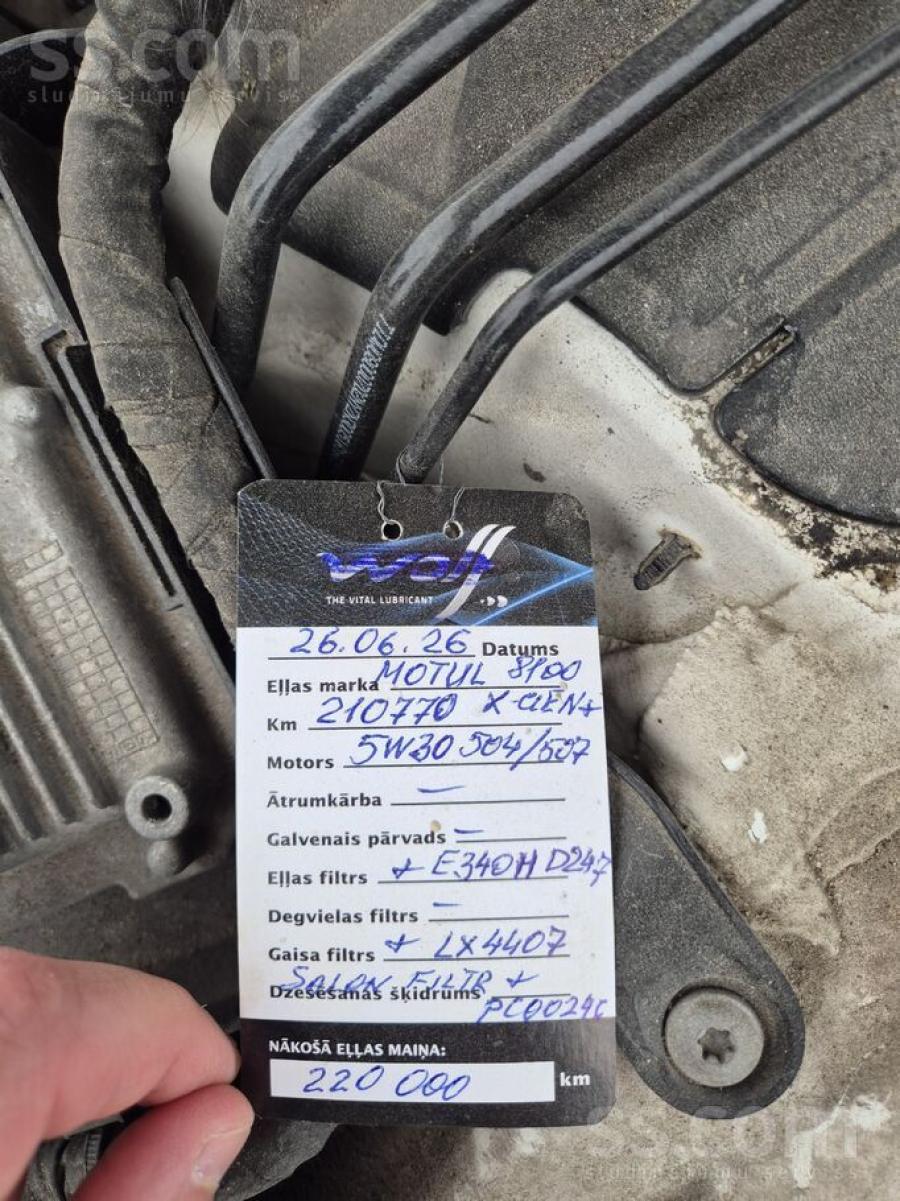 Balts Audi A4 2016 Rīga, ar dzinēja tilpumu 2.00 L un nobraukumu 214 tūkst. km par 13000 €, foto 16 vietnē AUTOMOTO.COM.LV