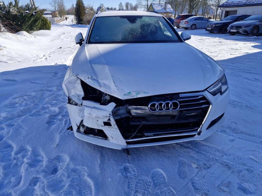 Balts Audi A4 2017 Marijampole, ar dzinēja tilpumu 1.97 L un nobraukumu 237 tūkst. km par 6600 €, foto 7 vietnē AUTOMOTO.COM.LV