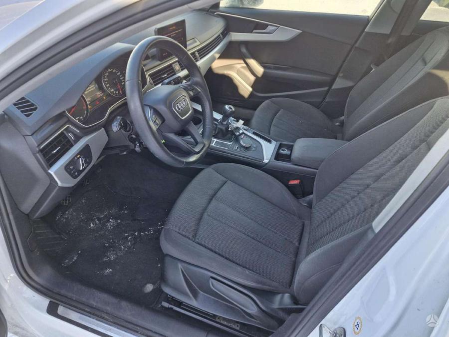 Balts Audi A4 2017 Marijampole, ar dzinēja tilpumu 1.97 L un nobraukumu 237 tūkst. km par 6600 €, foto 15 vietnē AUTOMOTO.COM.LV