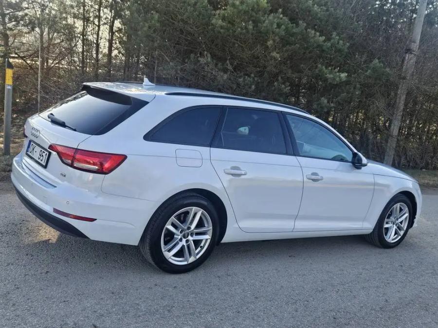 Balts Audi A4 2017 Jēkabpils, ar dzinēja tilpumu 2.00 L un nobraukumu 310 tūkst. km par 11990 €, foto 9 vietnē AUTOMOTO.COM.LV
