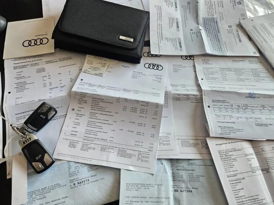 Balts Audi A4 2017 Jēkabpils, ar dzinēja tilpumu 2.00 L un nobraukumu 310 tūkst. km par 11990 €, foto 24 vietnē AUTOMOTO.COM.LV