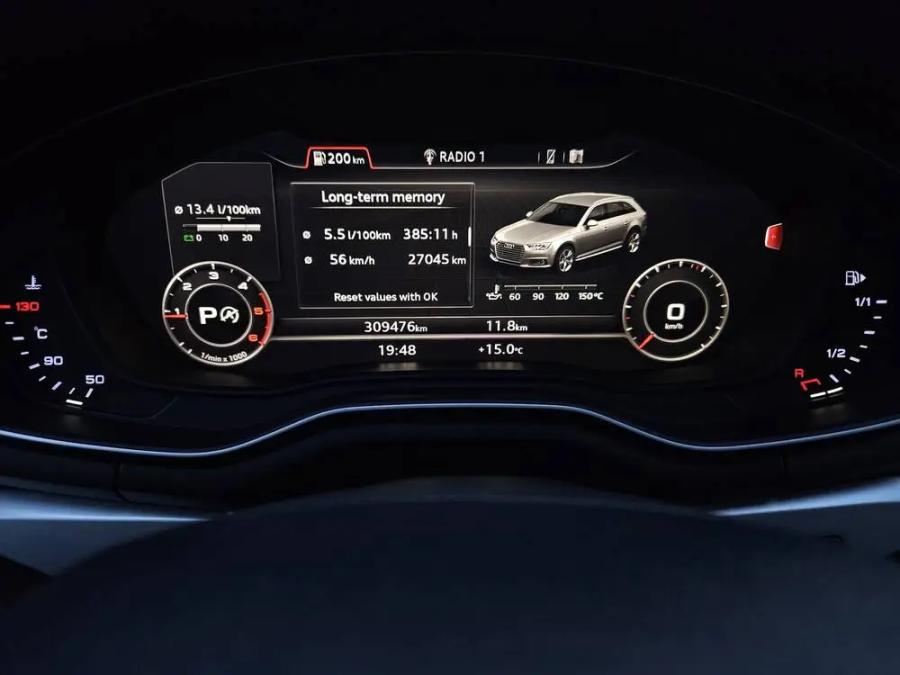 Balts Audi A4 2017 Jēkabpils, ar dzinēja tilpumu 2.00 L un nobraukumu 310 tūkst. km par 11990 €, foto 25 vietnē AUTOMOTO.COM.LV