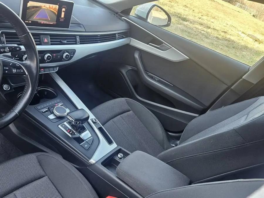 Balts Audi A4 2017 Jēkabpils, ar dzinēja tilpumu 2.00 L un nobraukumu 310 tūkst. km par 11990 €, foto 27 vietnē AUTOMOTO.COM.LV