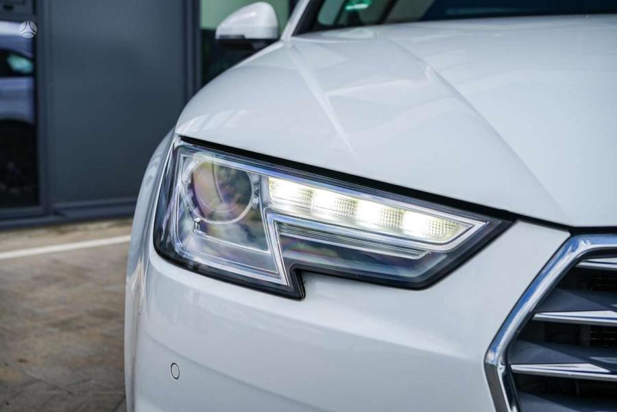 White Audi A4 2017 in Marijampole, with an engine capacity of 1.97 L and mileage of 227 thousand km for 11450 €, photo 8 on AUTOMOTO.COM.LV