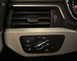 Balts Audi A4 2017 Marijampole, ar dzinēja tilpumu 1.97 L un nobraukumu 270 tūkst. km par 12999 €, foto 13 vietnē AUTOMOTO.COM.LV
