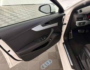 Balts Audi A4 2017 Marijampole, ar dzinēja tilpumu 1.97 L un nobraukumu 270 tūkst. km par 12999 €, foto 21 vietnē AUTOMOTO.COM.LV