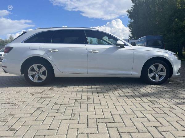 White Audi A4 2017 in Taurage, with an engine capacity of 2.00 L and mileage of 240 thousand km for 10600 €, photo 6 on AUTOMOTO.COM.LV
