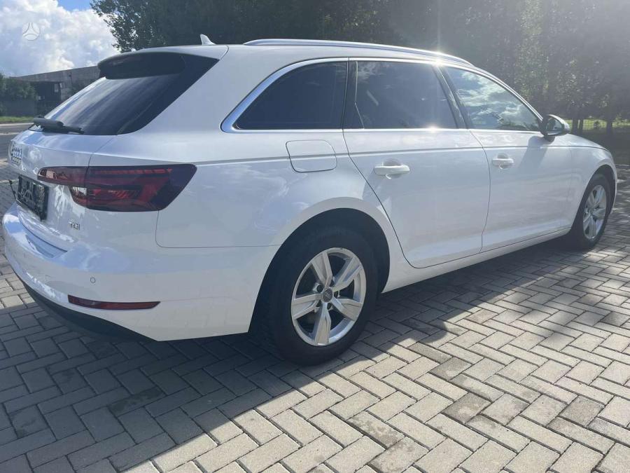 White Audi A4 2017 in Taurage, with an engine capacity of 2.00 L and mileage of 240 thousand km for 10600 €, photo 8 on AUTOMOTO.COM.LV