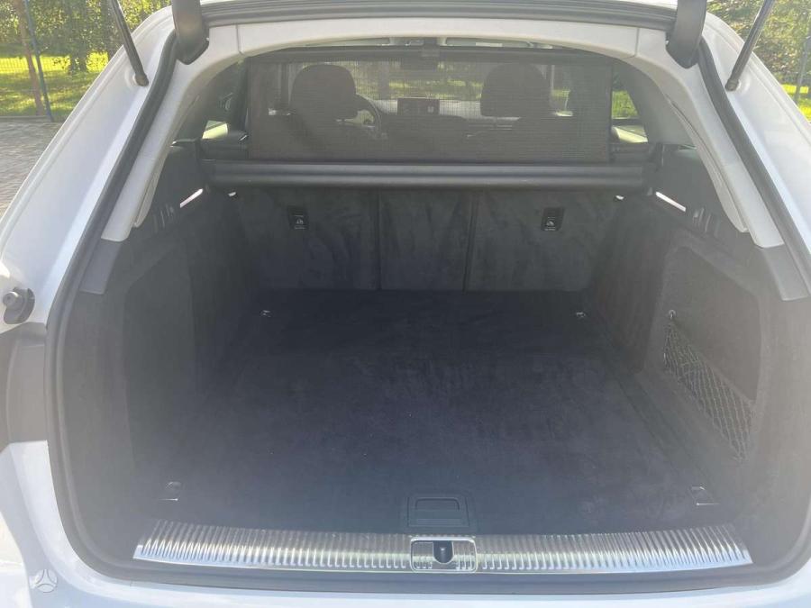 White Audi A4 2017 in Taurage, with an engine capacity of 2.00 L and mileage of 240 thousand km for 10600 €, photo 10 on AUTOMOTO.COM.LV