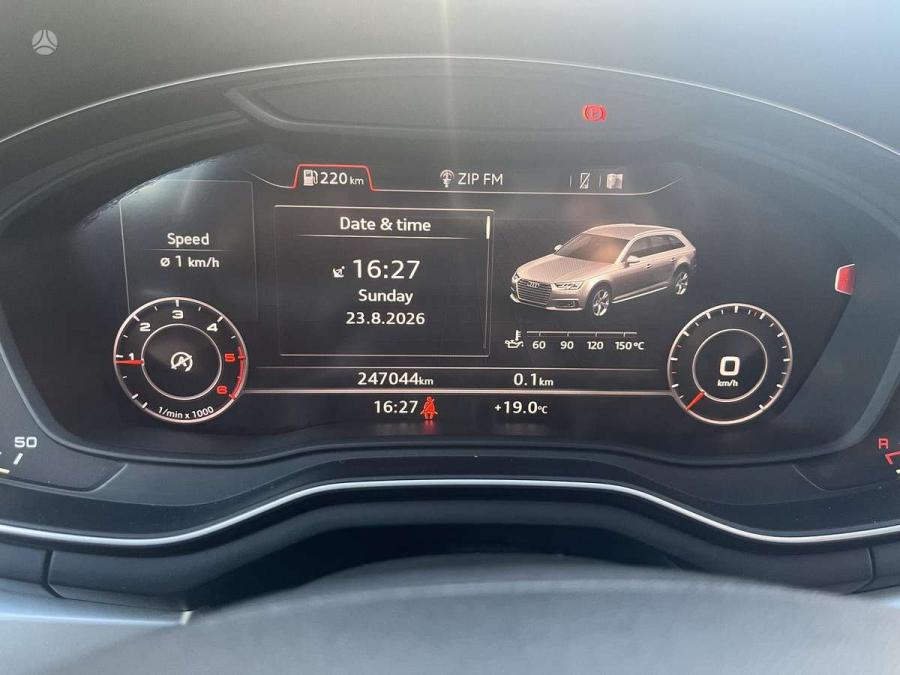 White Audi A4 2017 in Taurage, with an engine capacity of 2.00 L and mileage of 240 thousand km for 10600 €, photo 18 on AUTOMOTO.COM.LV