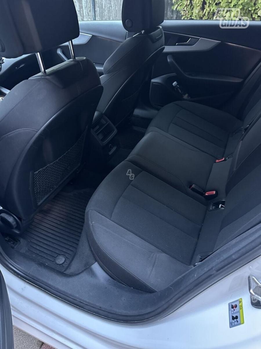 White Audi A4 2017 in Kaunas, with an engine capacity of 2.00 L and mileage of 311 thousand km for 11600 €, photo 22 on AUTOMOTO.COM.LV