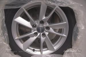 White Audi A4 2019 in Tallinn, with an engine capacity of 2.00 L and mileage of 204 thousand km for 18890 €, photo 16 on AUTOMOTO.COM.LV