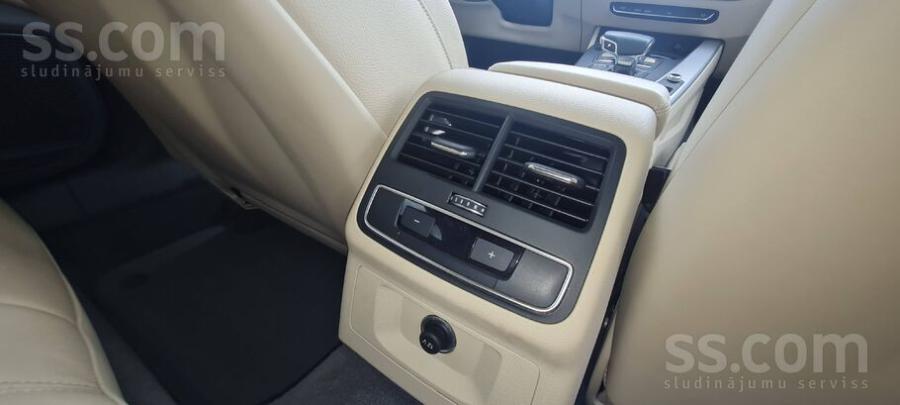 White Audi A4 2019 in Riga, with an engine capacity of 2.00 L and mileage of 156 thousand km for 20750 €, photo 22 on AUTOMOTO.COM.LV