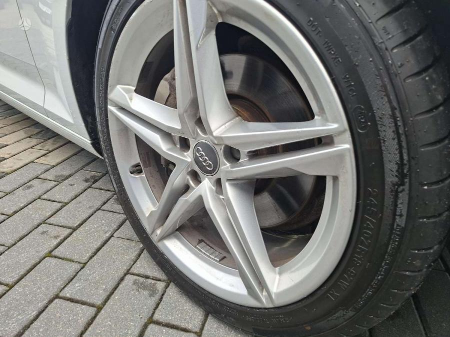 Balts Audi A4 2019 Šauļi, ar dzinēja tilpumu 1.97 L un nobraukumu 177 tūkst. km par 14700 €, foto 7 vietnē AUTOMOTO.COM.LV