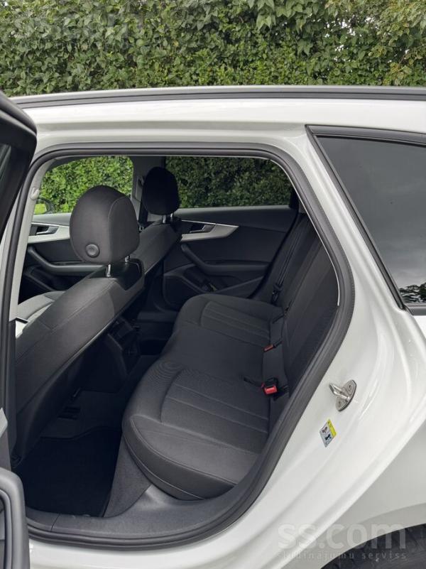 White Audi A4 2019 in Riga, with an engine capacity of 2.00 L and mileage of 247 thousand km for 13700 €, photo 11 on AUTOMOTO.COM.LV