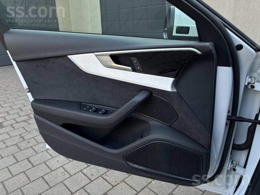 Balts Audi A4 2020 Rīga, ar dzinēja tilpumu 2.00 L un nobraukumu 171 tūkst. km par 21400 €, foto 13 vietnē AUTOMOTO.COM.LV