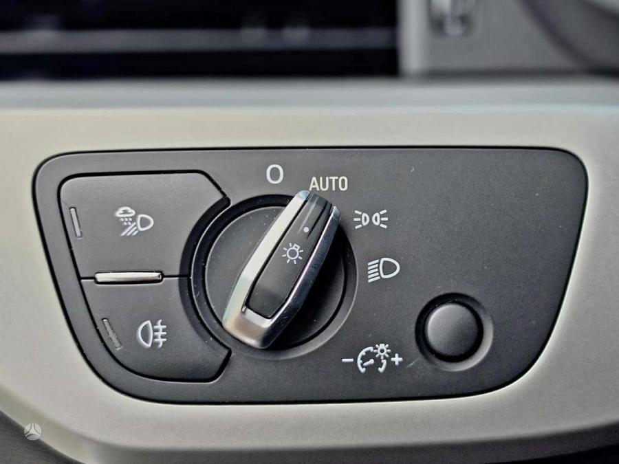 Balts Audi A4 2020 Tauragė, ar dzinēja tilpumu 1.97 L un nobraukumu 259 tūkst. km par 13400 €, foto 32 vietnē AUTOMOTO.COM.LV